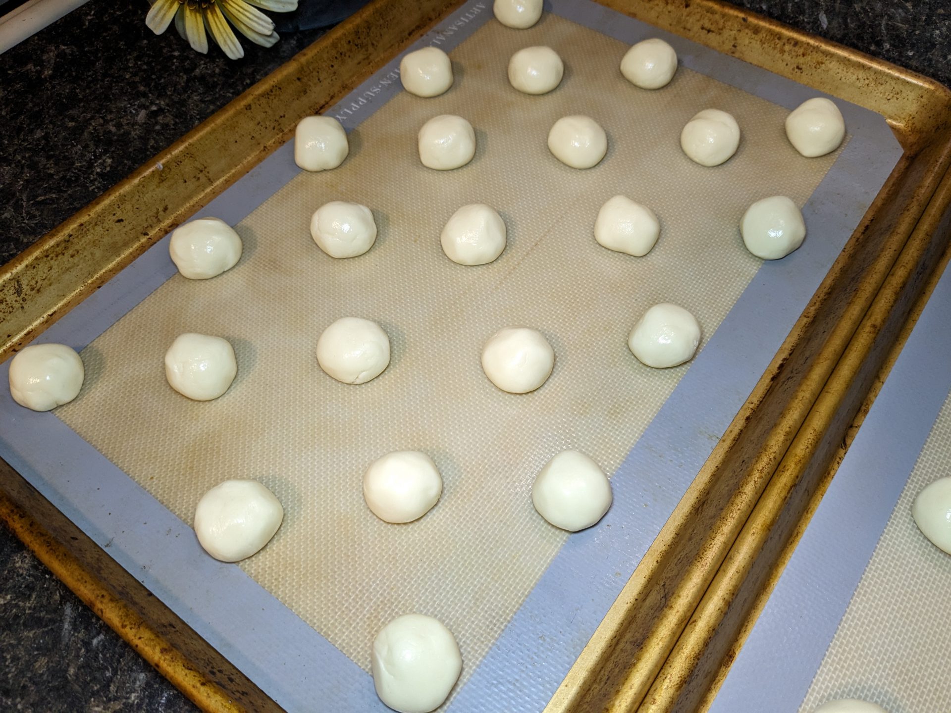 Brazilian Sequilhos: Corn Starch Cookies - Flour and Sunflowers