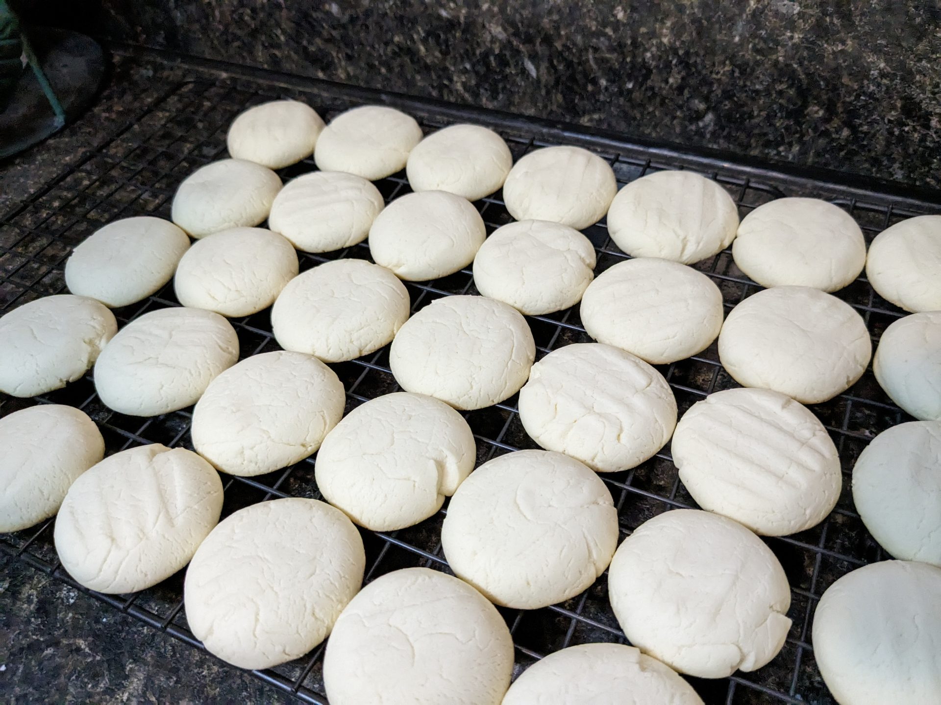 Brazilian Sequilhos: Corn Starch Cookies - Flour and Sunflowers